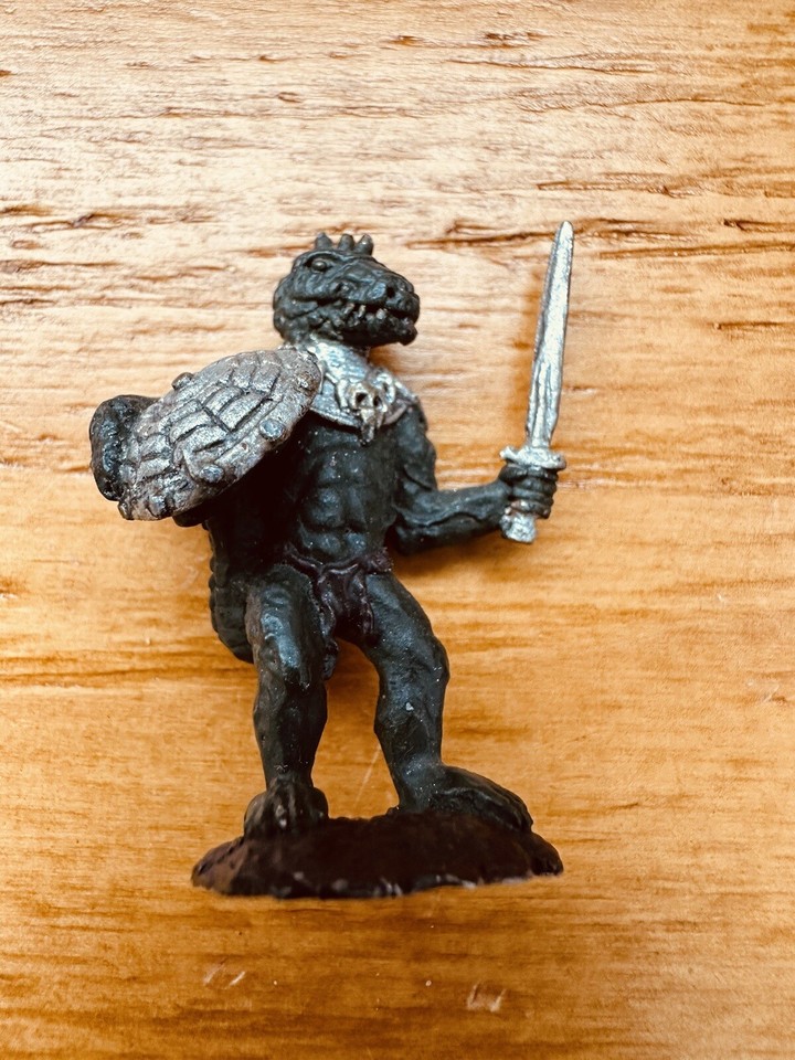 Lizard Man Armor Class 5(4) W/sword Miniature Fantasy AD&D 1970’s Hand ...