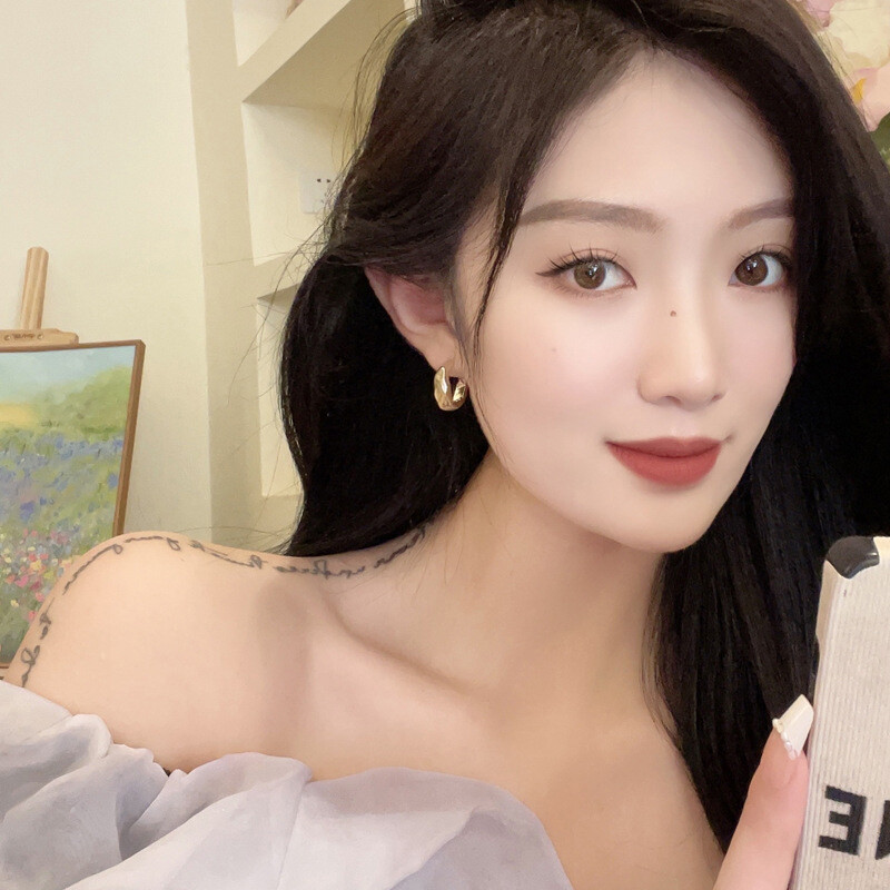 1Pair Simple Fashion C-Shaped Metal Earrings Personality Ear Studs Ear ...