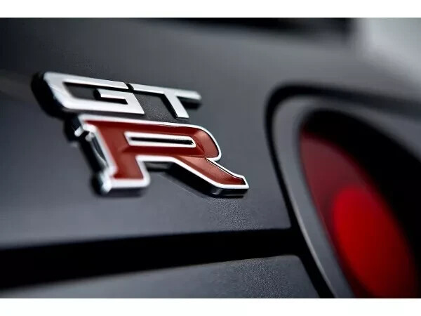Genuine Nissan Skyline R34 GT-R Rear Emblem JDM | 84896-AA400 | OE ...
