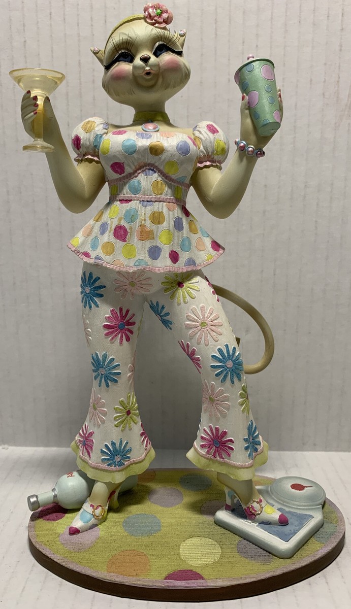 Margaret Le Van Alley Cat Figurines THREE MARGARET LE VAN "ALLEY CAT"