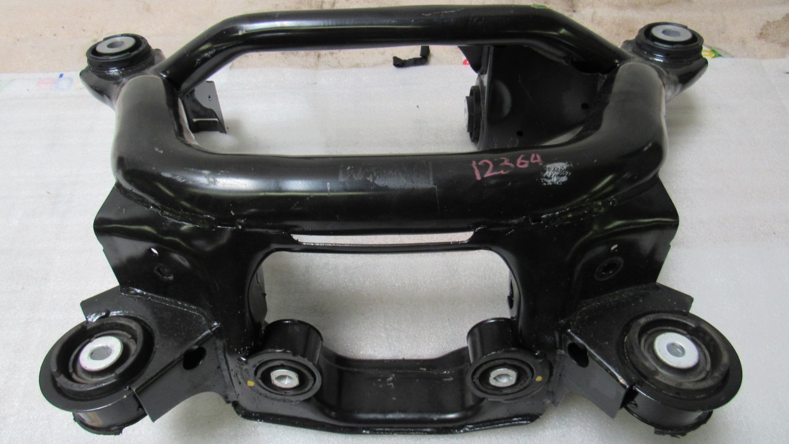 2012-2016 BMW E89 Z4 REAR AXLE SUSPENSION SUBFRAME CARRIER OEM 13K ...