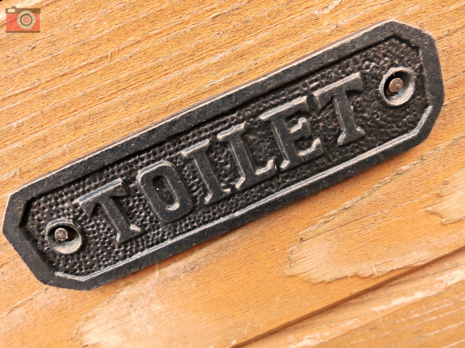 CAST IRON "TOILET" SIGN PLAQUE. Stylish Vintage Antique Look ...