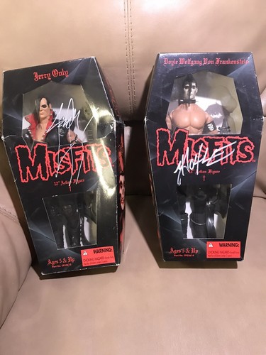 misfits Signed Action Figure 1999 jerry only doyle Original Vintage ...
