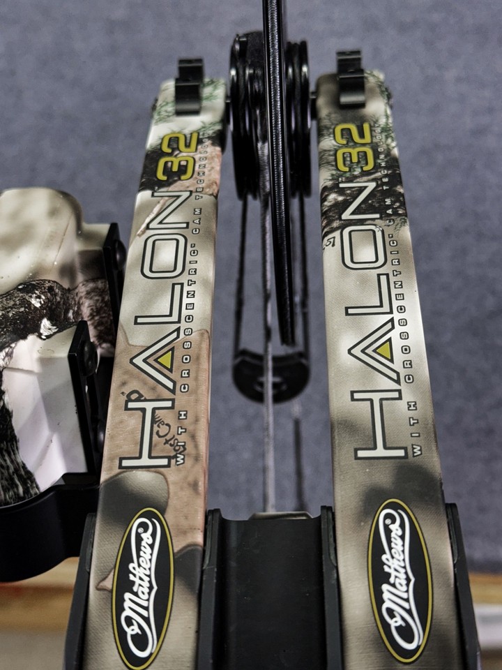 Mathews Halon 32 7 Compound Bow Lost Camo RH | eBay