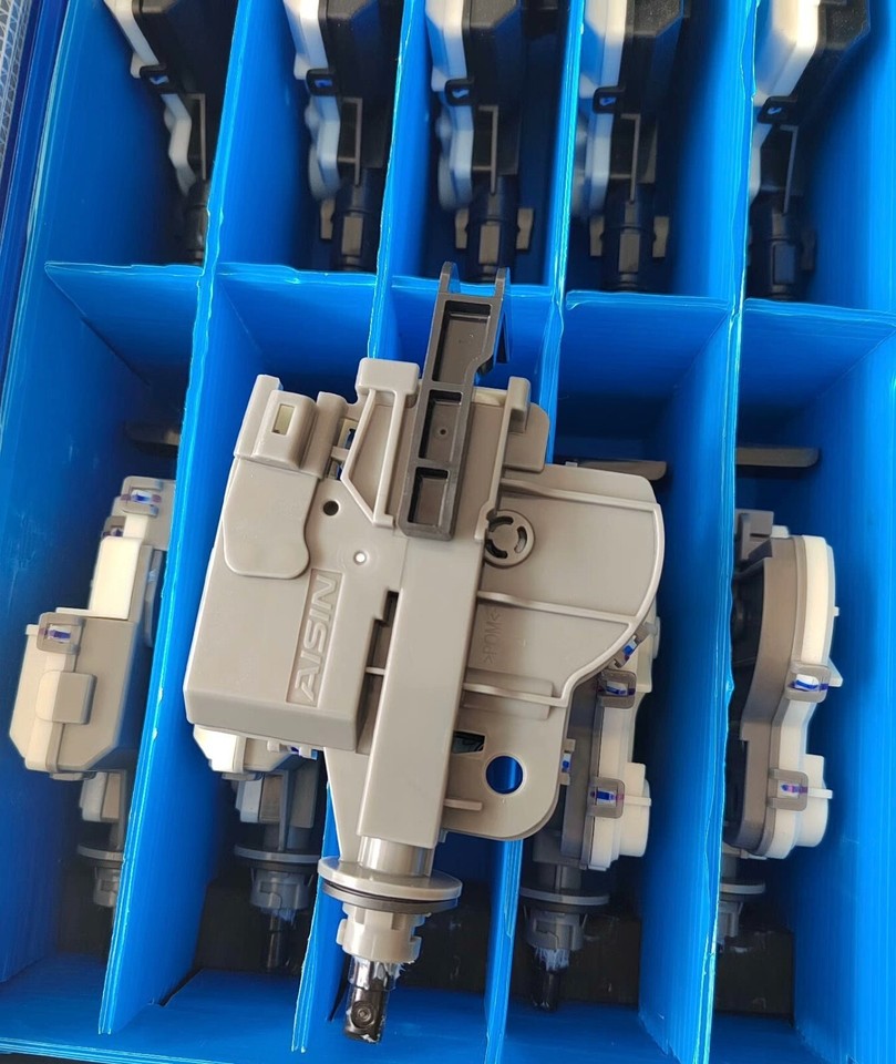 Toyota Genuine Fuel Lid Lock Actuator 77030-0R010 for RAV4 Highlander ...