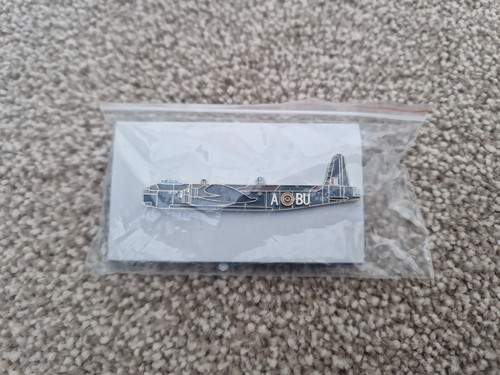 ATLAS EDITIONS SHORT STIRLING WW2 PLANE AIRCRAFT ENAMEL PIN BADGE | eBay