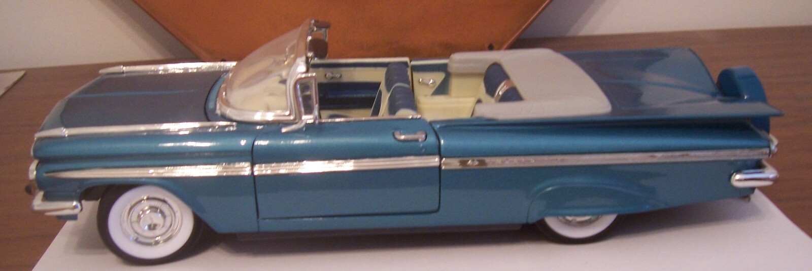 1959 Chevy Impala convertible by Road Signature, Turquoise blue 1:18 | eBay