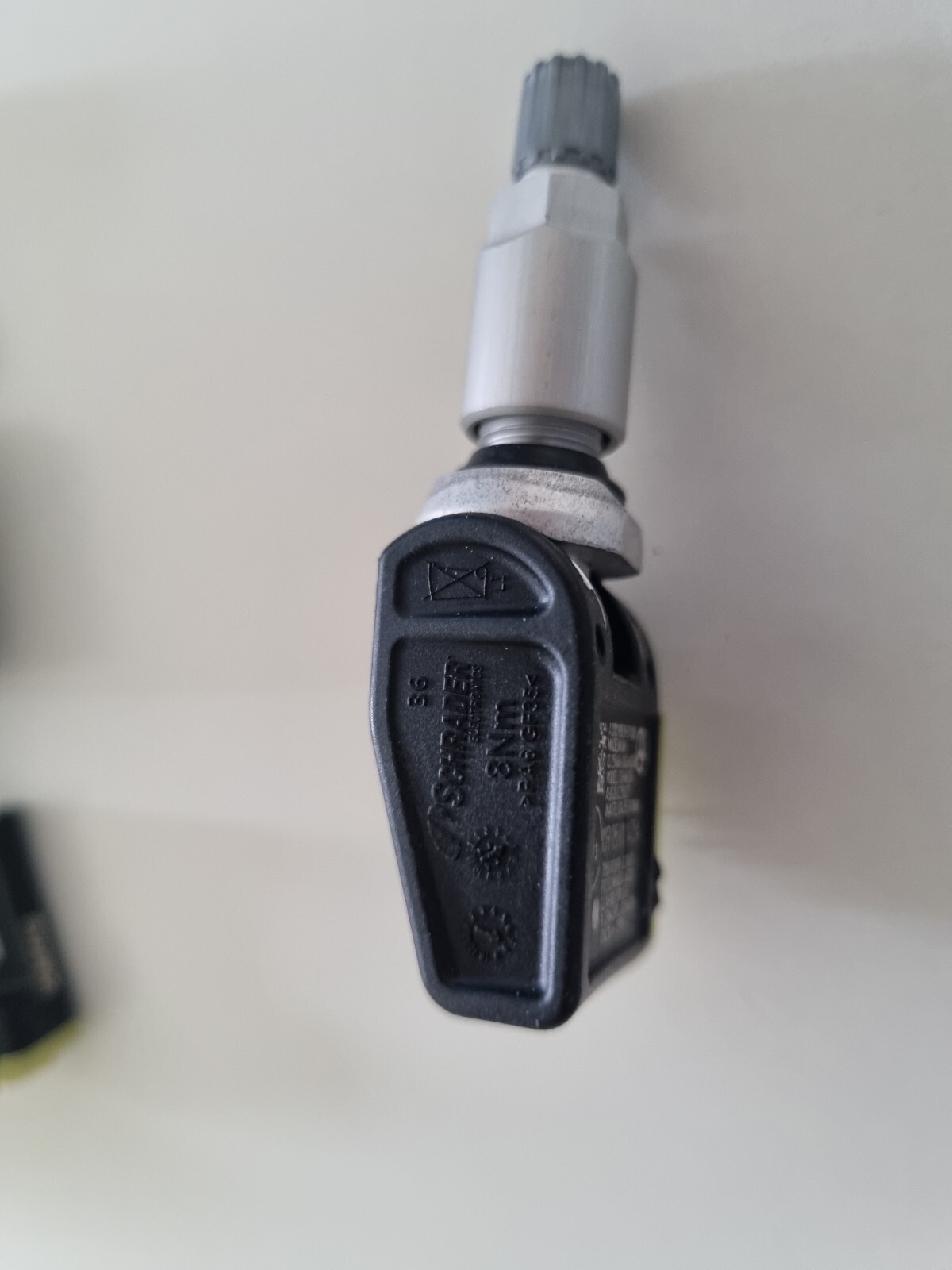 DIRECT FIT NEW OEM ORIGINAL 4x MERCEDES TPMS A0009053907 C/S/E/GLS/GLC ...