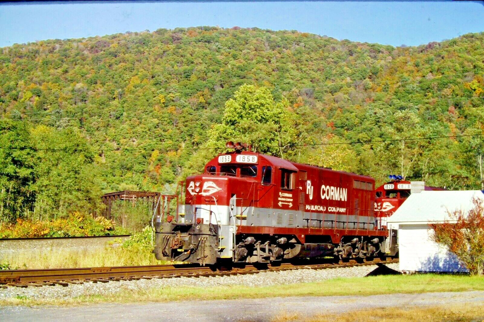 Original Slide R.J. Corman EMD GP16 Diesel Engine #1858 (1997) Item #CC486 | eBay