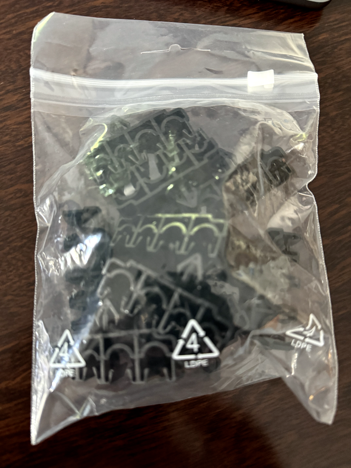 10x Multi Plastic Brake Line Pipe Mounting Holder Clips 5mm 8mm 3/16” 5 ...