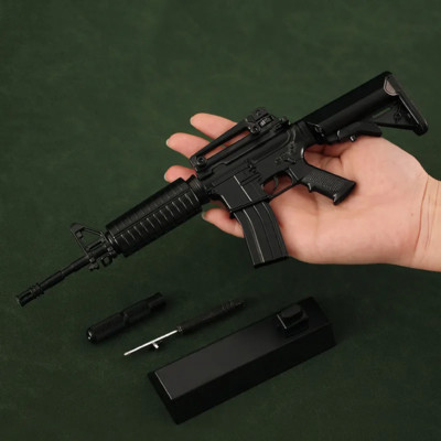 AR-15 1:3 Die Cast Collectible Mini Non Goat Gun Non-firing Models ...