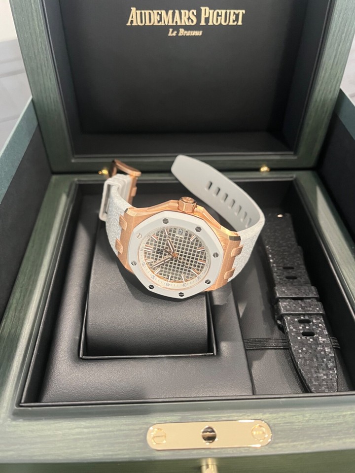 Audemars Piguet Royak Oak Offshore Rose Gold Rubber Watch 77605OK.OO ...