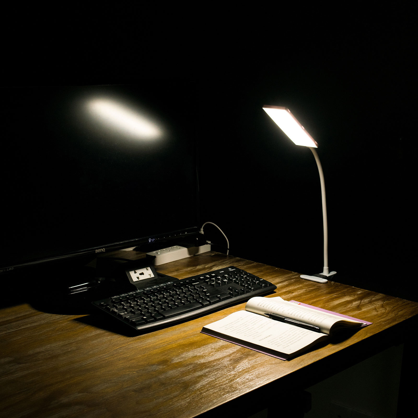 48 LED 5V Clip-On Desk Table Lamp USB Dimmable Reading Night Light ...