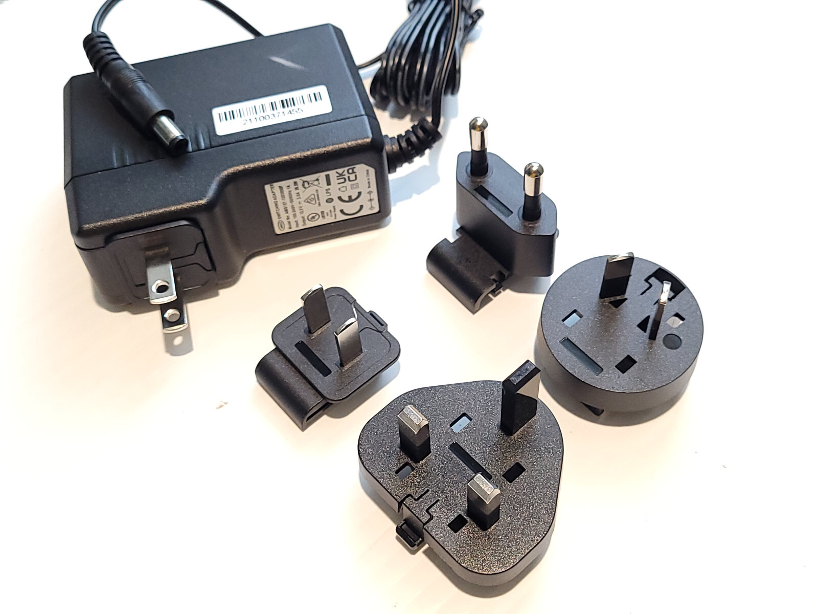 AMIGO AMS157-1203000F 12VDC 3.0A 36.0W AC Adapter w/ Input World Plug ...