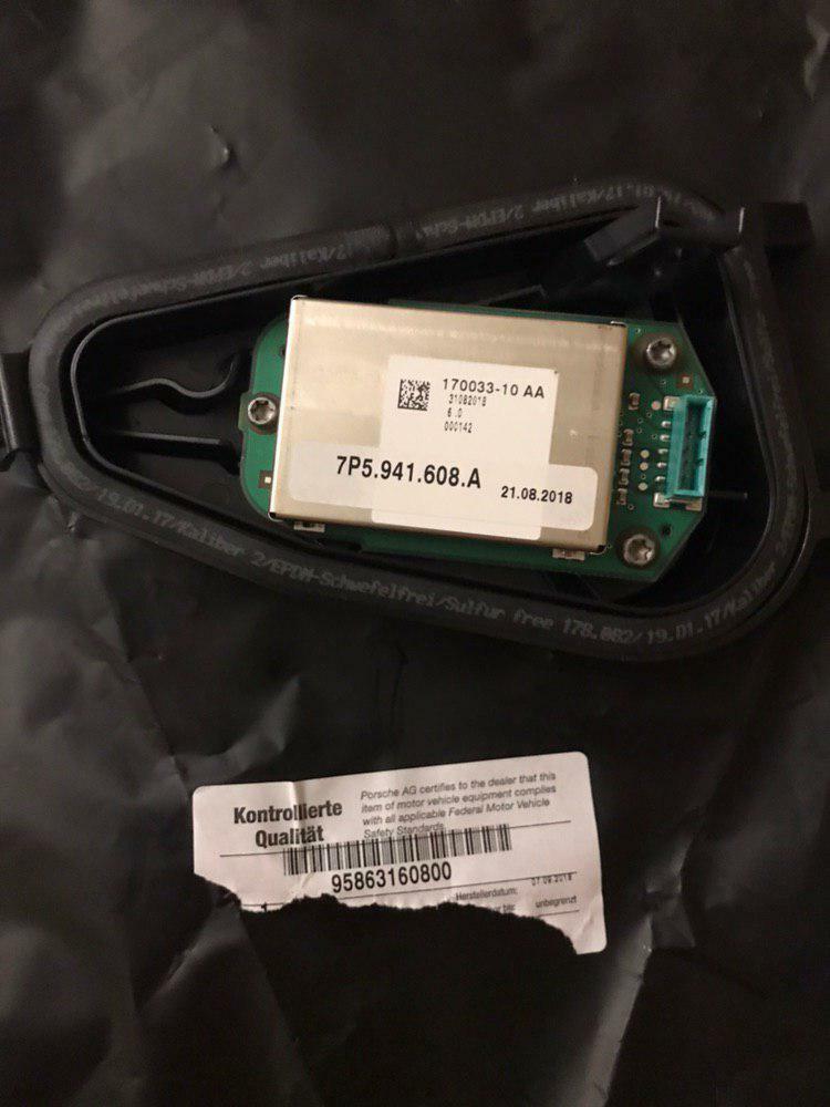 OEM Porsche Cayenne Headlight Head Light Lamp Cap Right 95863160800 for ...