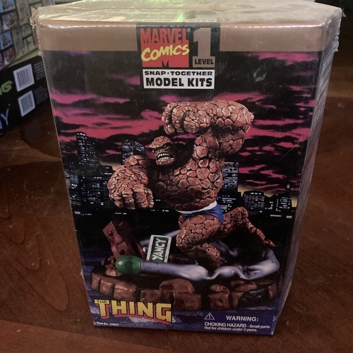 Vintage 1996 ToyBiz Marvel Comics The Thing Level 1 Snap Together Model ...