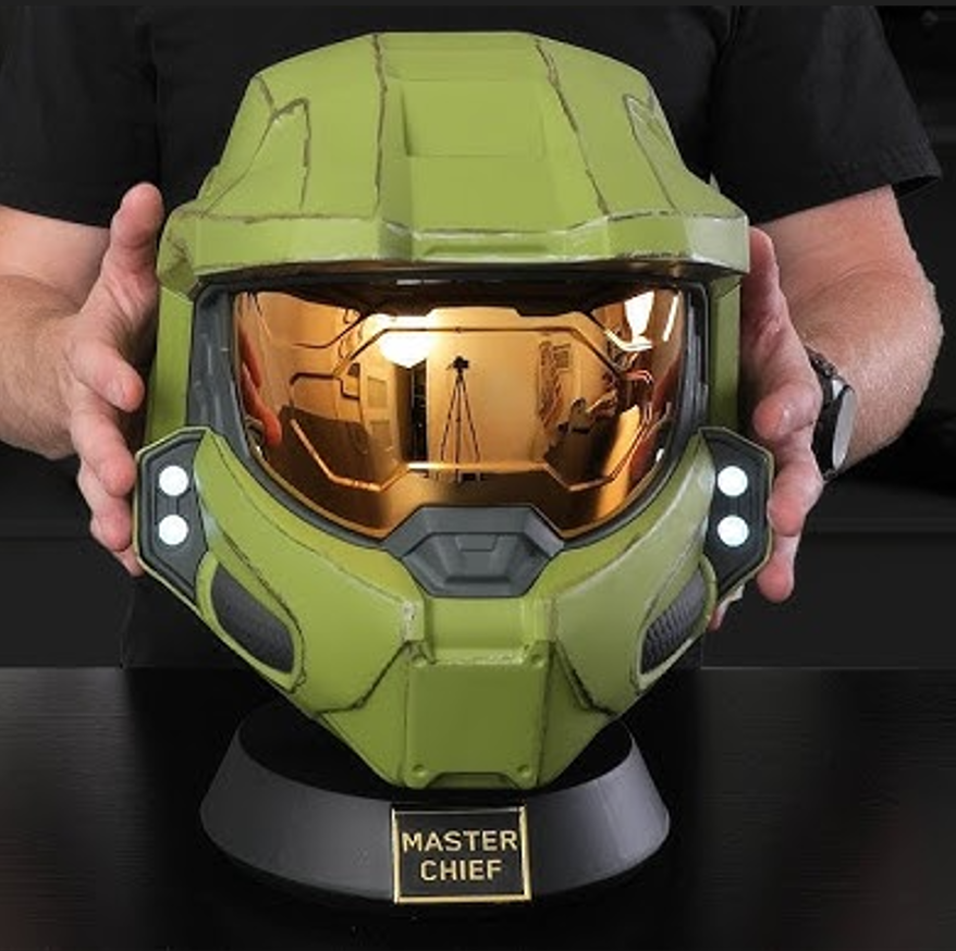 NEW SEALED! Halo Master Chief Deluxe Helmet with Stand & LED Lights on ...