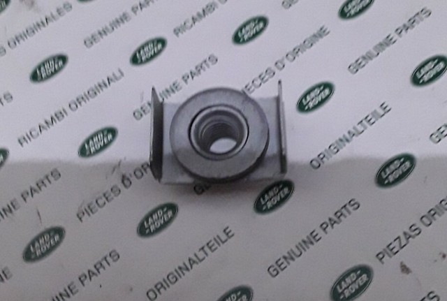 OEM Land Rover Discovery L462 Front Suspension Fork Lock Nut LR038809 ...