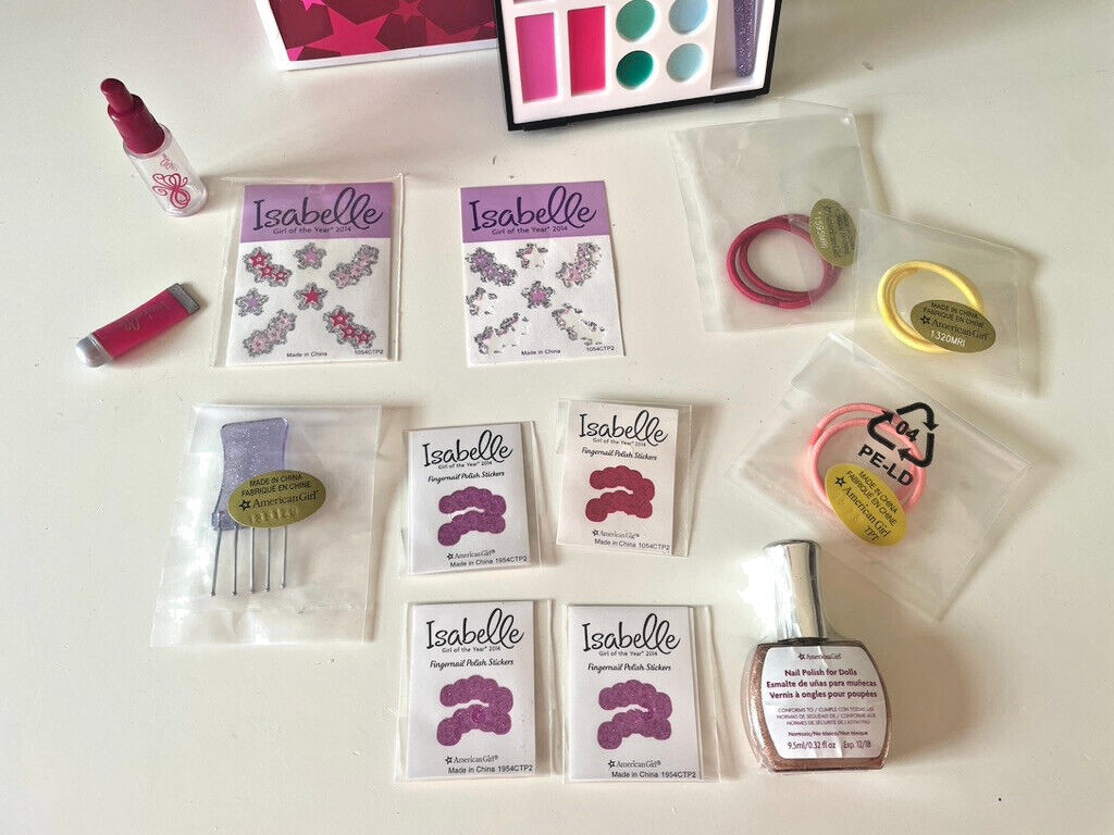 Isabelle Makeup | Saubhaya Makeup