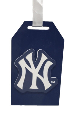 New York Yankees Gift Tag Team Logo Wood Ornament TEAM SPORTS AMERICA ...