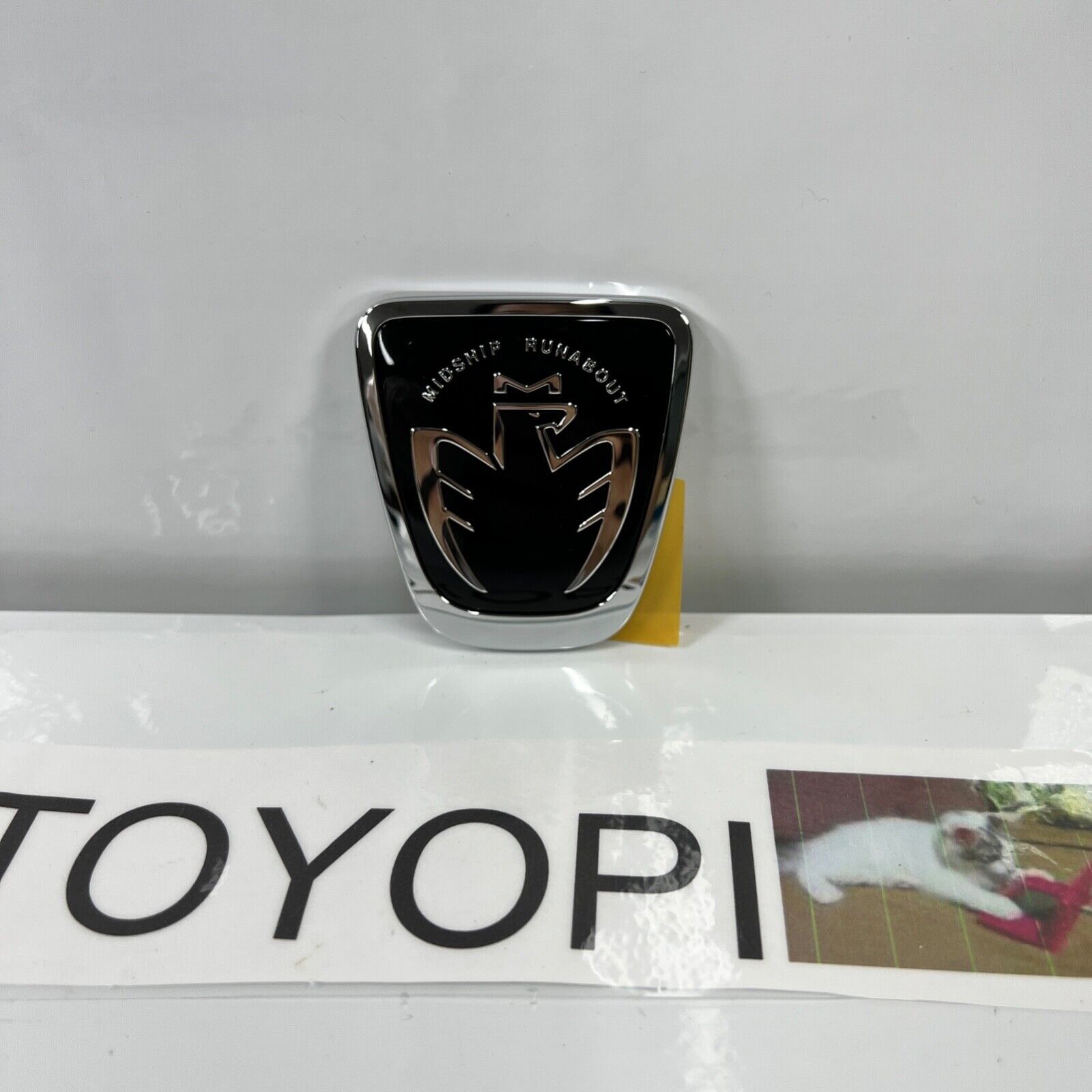 Toyota Genuine 75314-17020 MR2 Spyder Midship Runabout Front Emblem ...