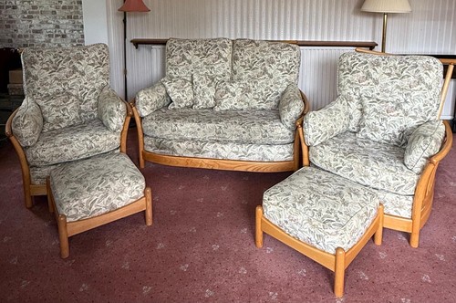 Ercol Renaissance 3 Piece Suite & 2 Footstools in Elm - Very Good ...