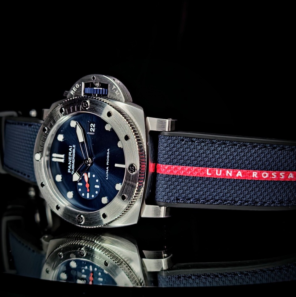 Panerai Submersible 44mm Quarantaquattro Luna Rossa Limited Edition ...