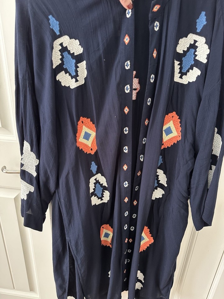 Chico's Dark Blue Orange Embroidered Long Sleeve Long Duster Cardigan ...