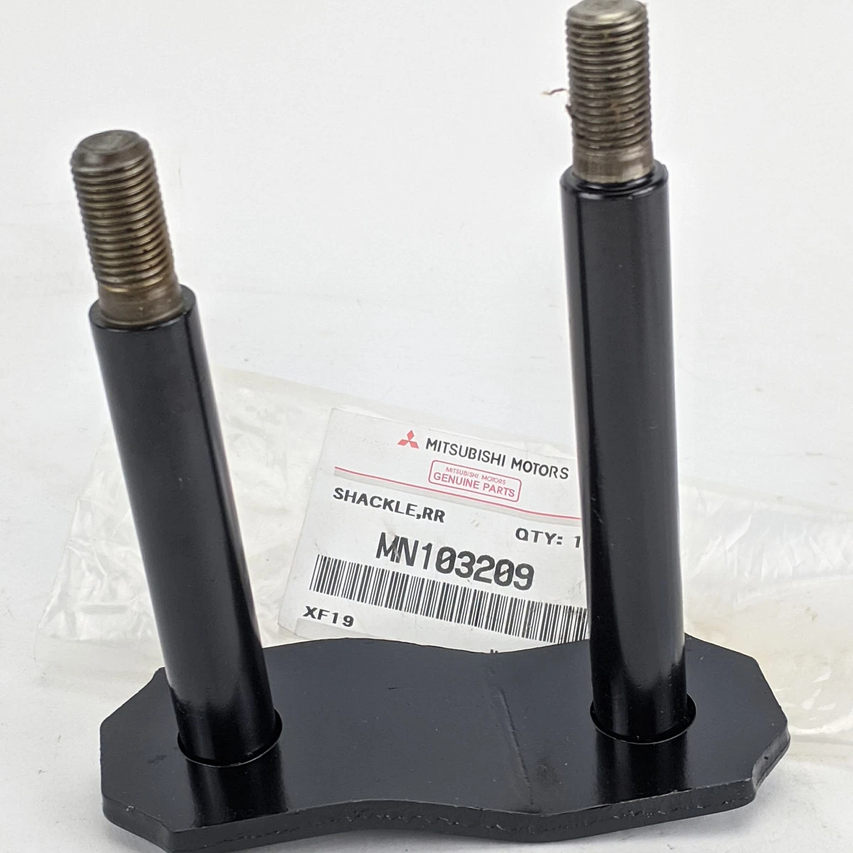 Genuine Mitsubishi L200 Rear Suspension Leaf Spring Shackle, 43% OFF