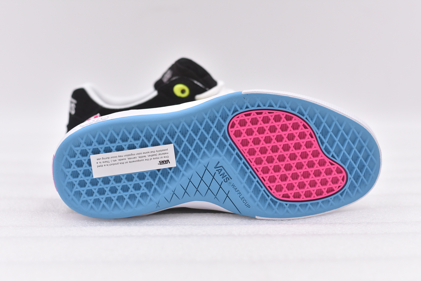 Men's Vans Wayvee Low Top Suede Skate Shoes in Neon Rave Black, Size 5. ...