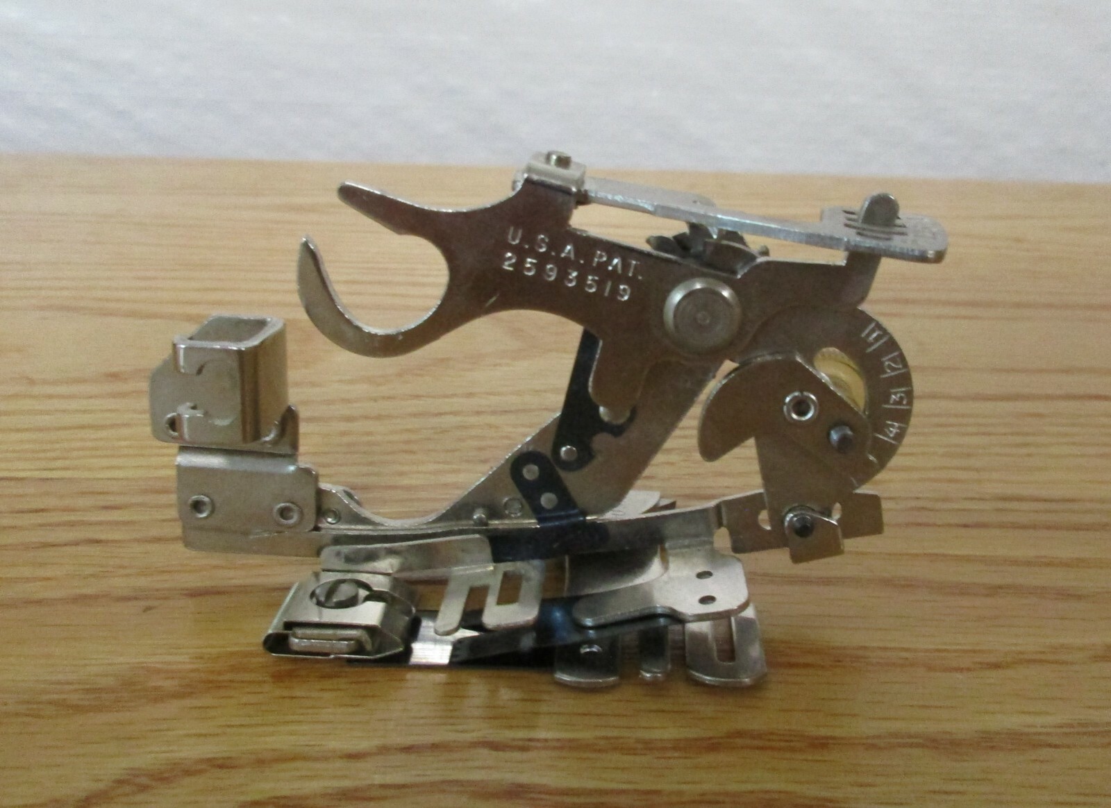 Vintage Greist Ruffler Foot For Sewing Machine Pat'd 2593519 | eBay