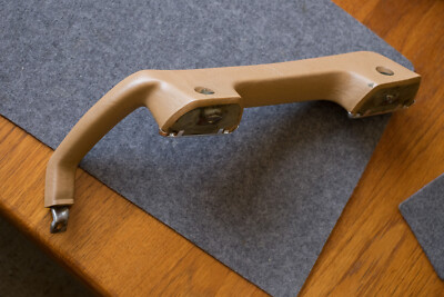 Mercedes W123 300D Armrest Door Pull Handle Palomino Passenger Right ...