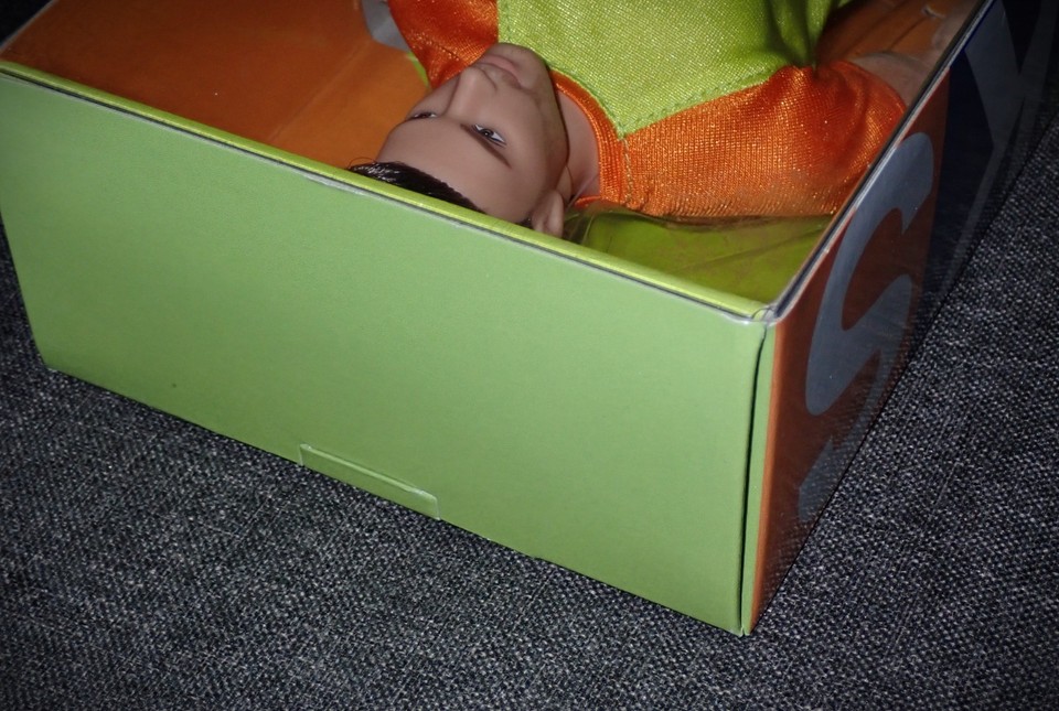 Barbie Signature Looks Model #18 Ken Made To Move Muscular Buff Body ...