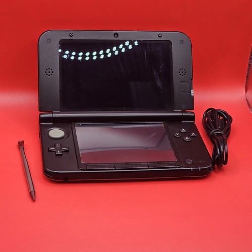 Nintendo 3DS XL Portable Gaming Console Red and Black with Charger and ...