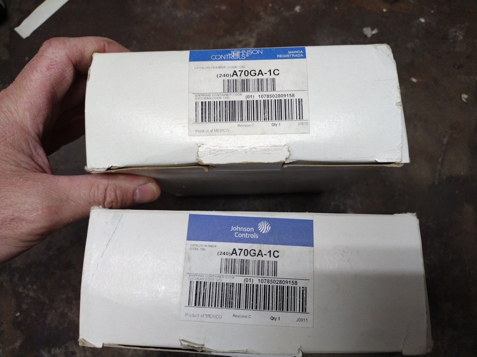 Johnson Controls A70GA-1C Thermostat Temperature Control UN1978 15/55 ...