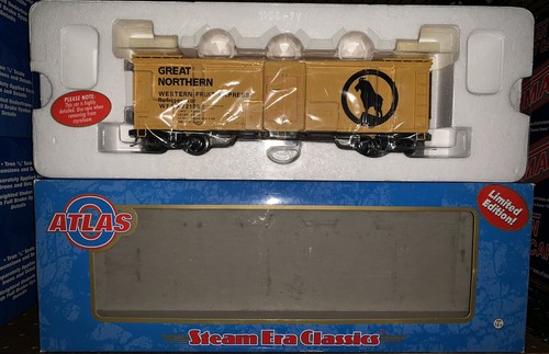 ATLAS O 2-RAIL GREAT NORTHERN (WESTERN FRUIT EXPRESS) 40’ WOOD SIDE ...