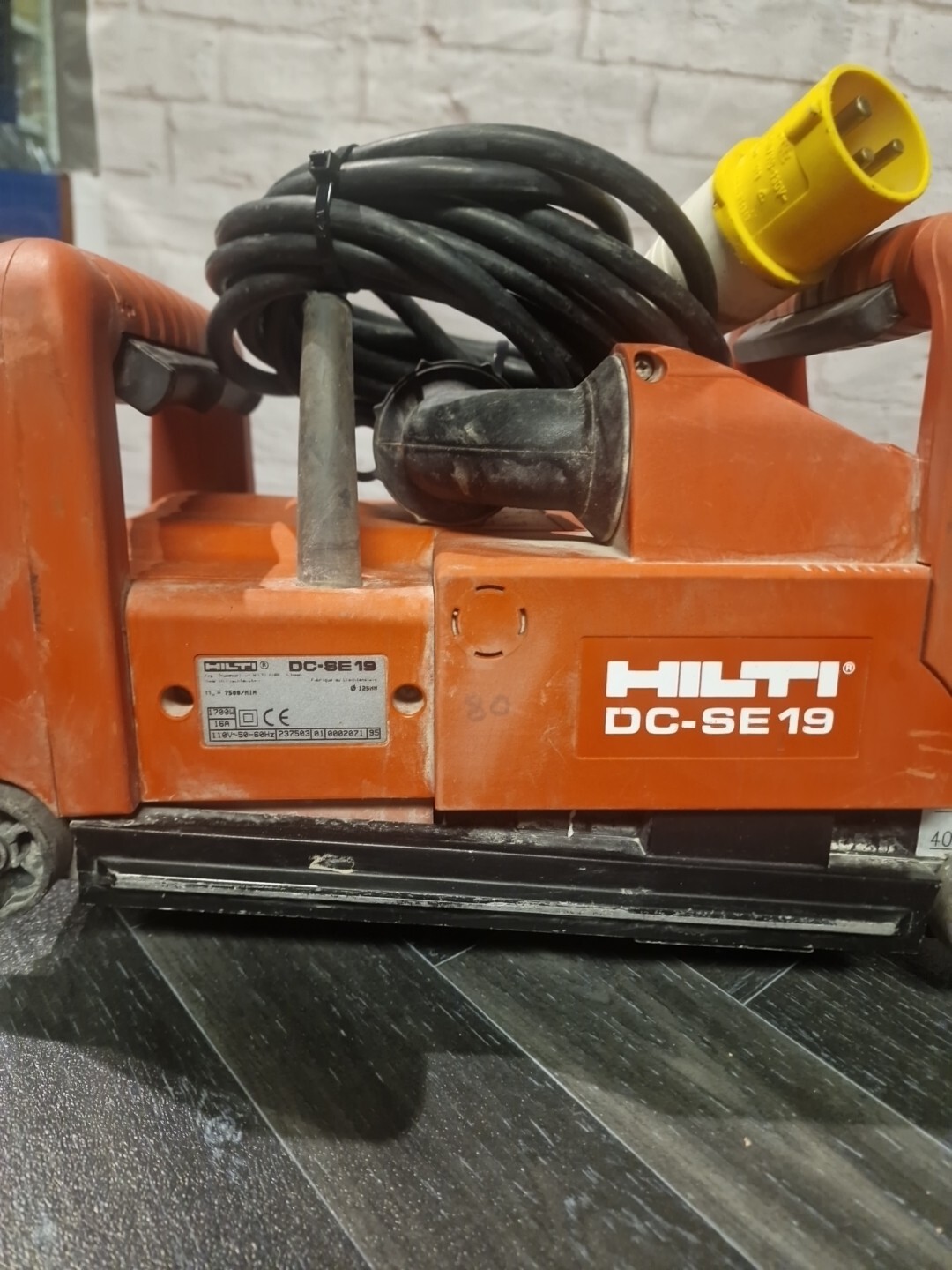 Hilti DC SE-19 Wall Chaser 110v used With 11 Blades VAT Inc | eBay UK