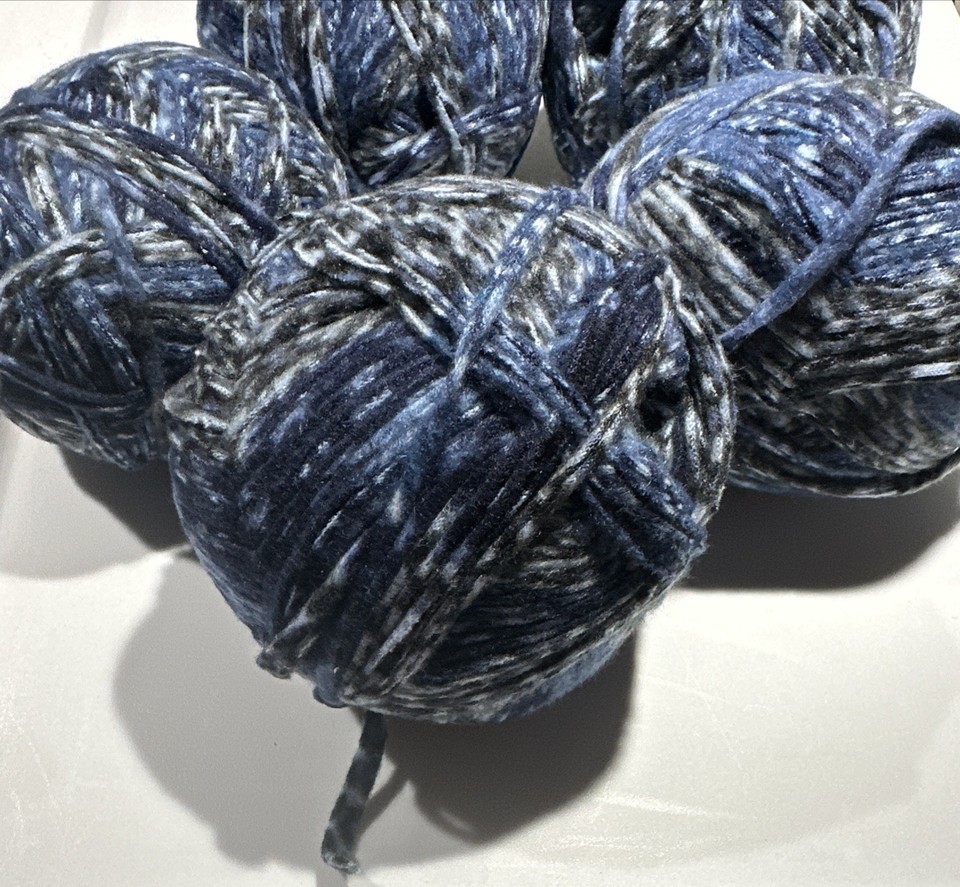 LOT of 5 Yarns CUDDLE FLEECE NAVY DENIM BLUE Mill Ends Approx 5oz Balls ...