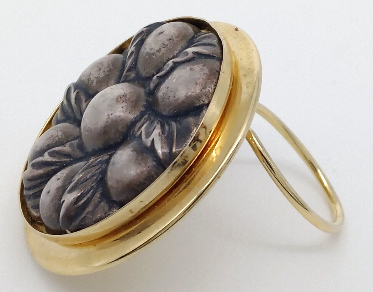 Flower Round Scarf Clip Bronze Gold Tone Metal Raised Design Vintage ...