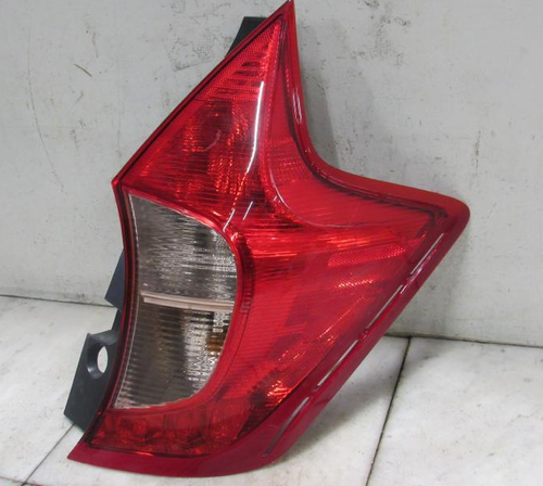 2014-2019 Nissan Versa HTBK Right Passenger Side Tail Light Assembly | eBay