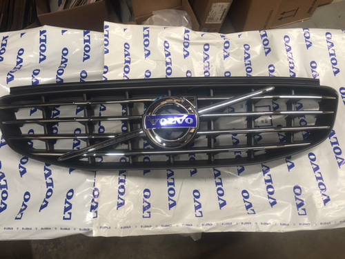 Genuine Volvo Grille Assembly 31333832 | eBay