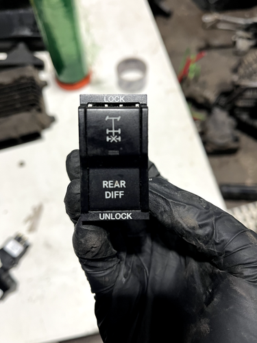 A12-26539-003 Freightliner Rear Differential Lock/Unlock Air Rocker ...