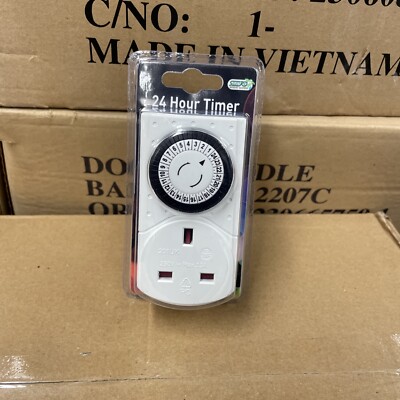 24 Hour Electric Mains Plug In Timer Switch Time Clock Socket UK 3 Pin ...
