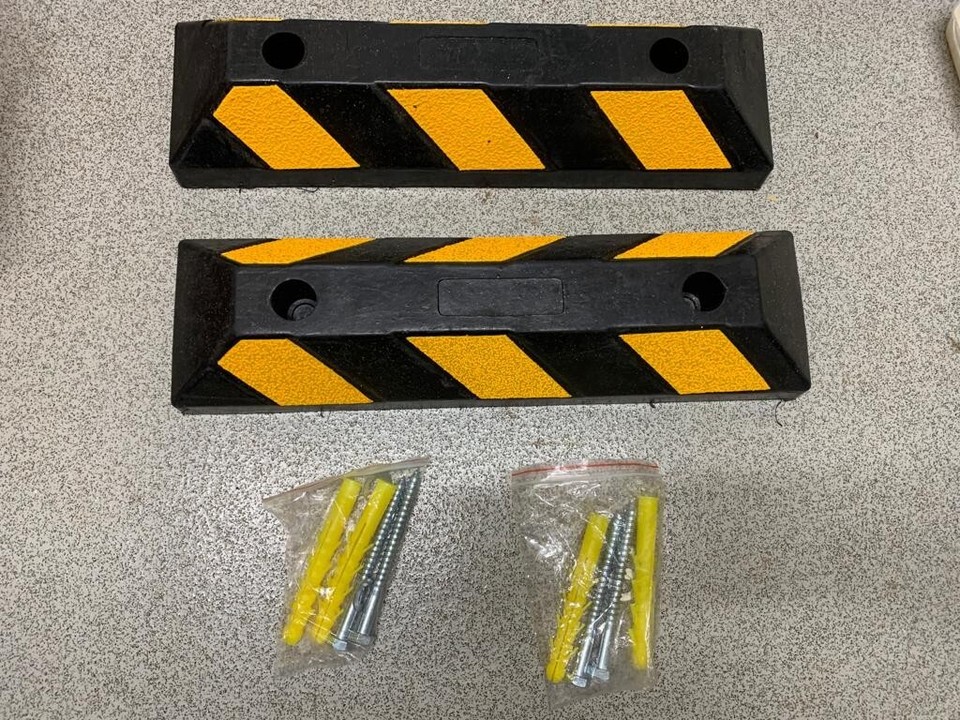 Heavy Duty Driveway Car Parking Curb Garage Wheel Stop Safety Block ...