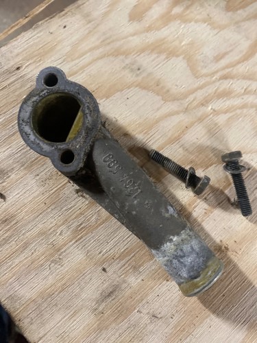 OEM BMW E30 325e 325is 325i 325 M20B25 Cylinder Head Coolant Outlet ...