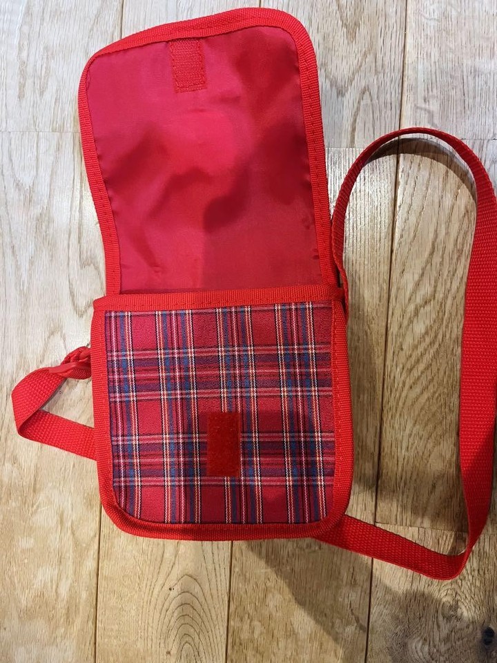 HELLO KITTY Checkered Pochette Red Check Pattern | eBay