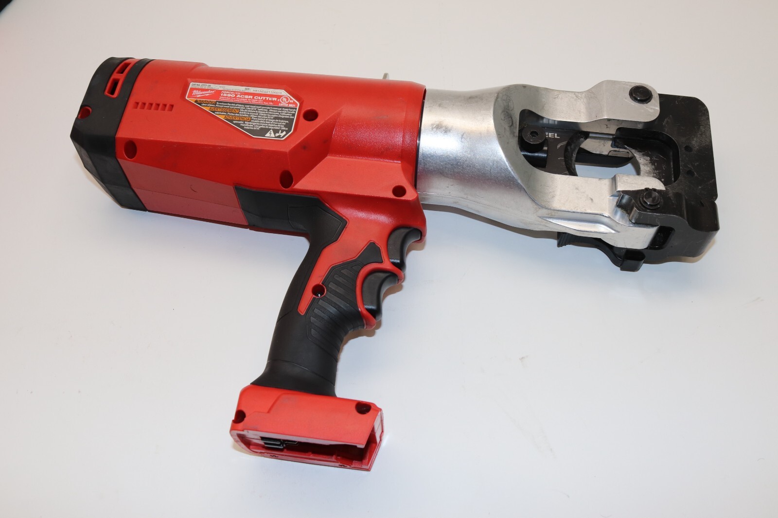 Milwaukee 2777-20 M18 Force Logic 1590 ACSR Cordless Cable Cutter ...