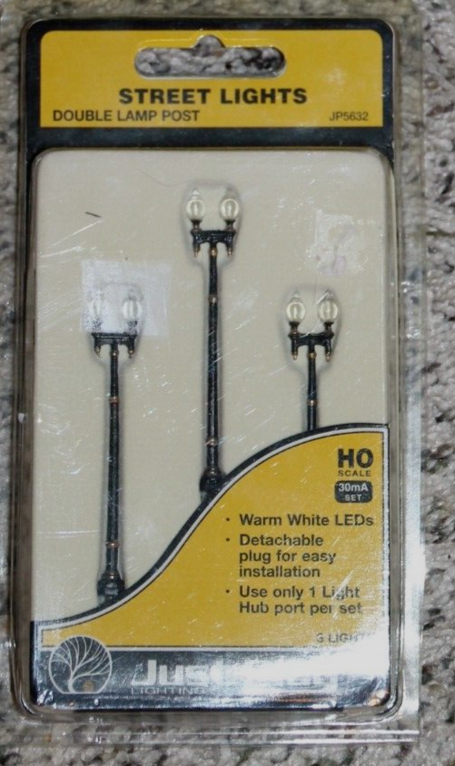 Woodland Scenics Just Plug #JP5632 Double Lamp Post Street Lights HO ...