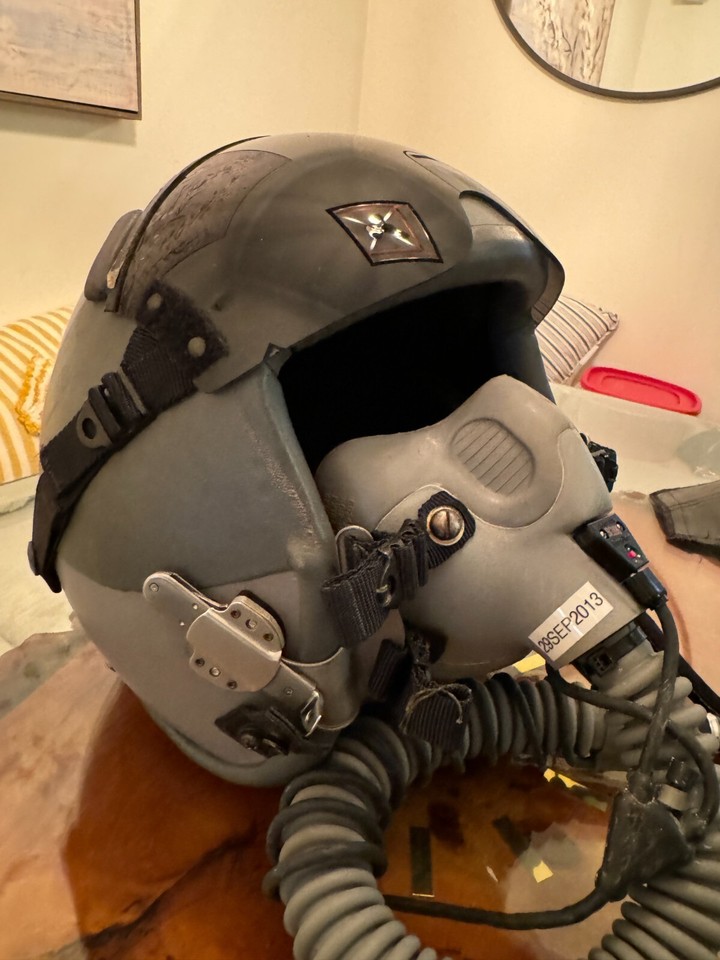 USAF HGU-55/P Pilot Flight Helmet & MBU-12/ Oxygen Mask - Pilot Worn | eBay