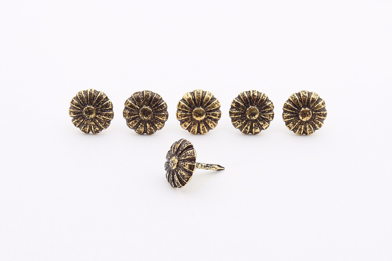 50 UPHOLSTERY TACKS / 17 DIFFERENT STYLES | eBay